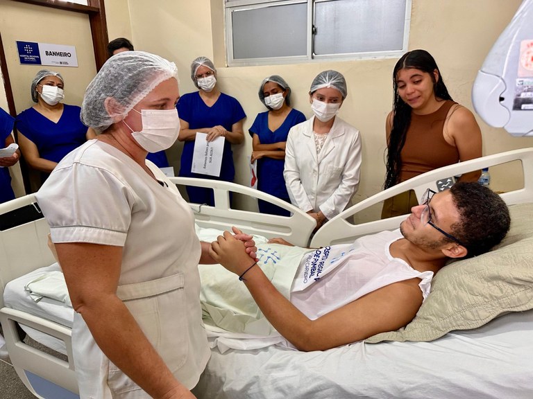 Paciente de acidente de trânsito recebeu alta no Hospital de Pombal ...